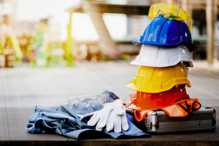 Construction PPE Checklist: 11 Key Worker Safety Items